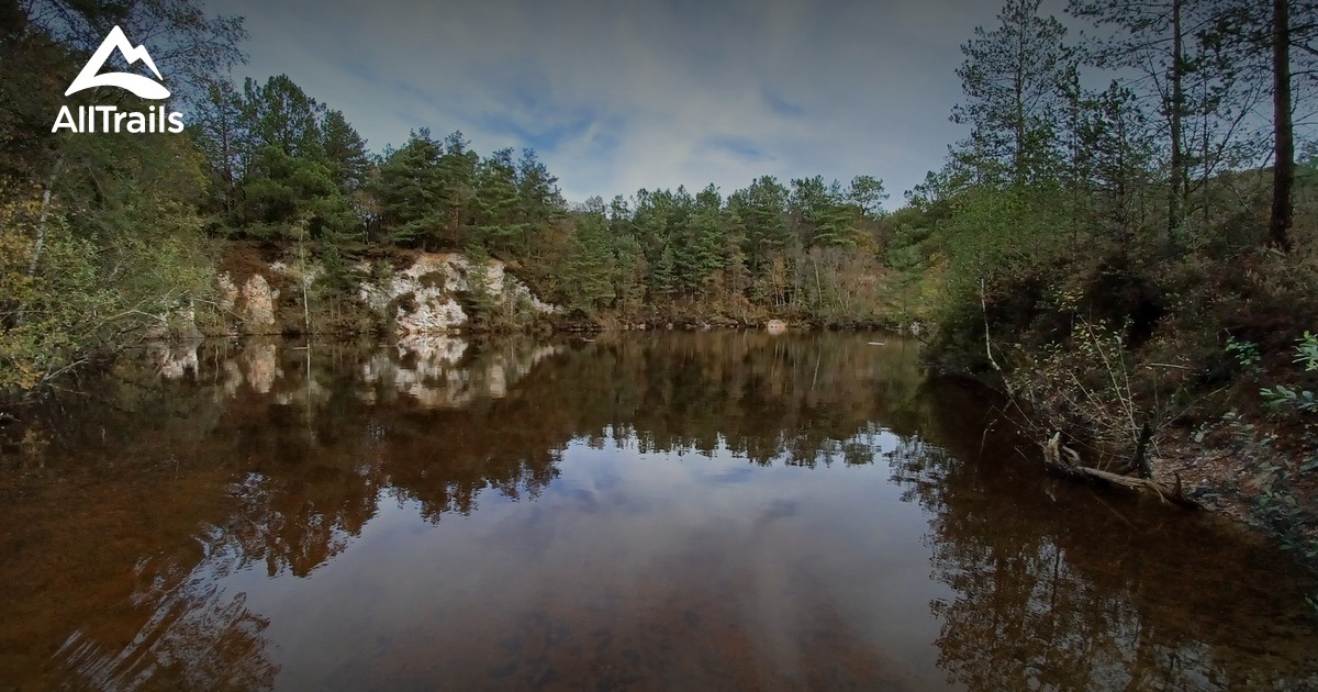Best moderate trails in Forêt départementale d'Avaugour-Bois Meur ...