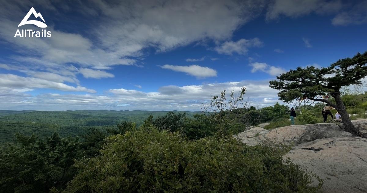 Fall hikes | List | AllTrails