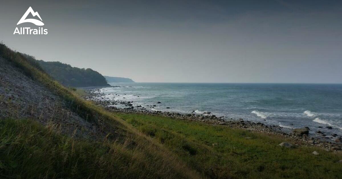 Best hikes and trails in Breege | AllTrails