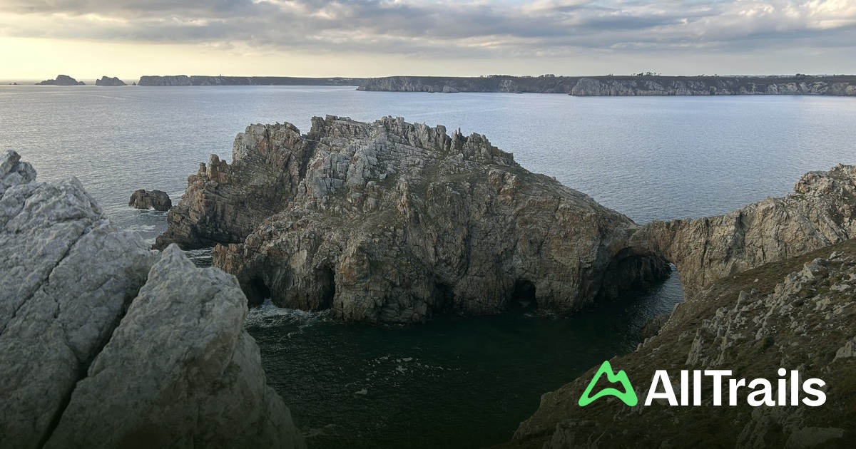 Dolmen de la Pointe de Dinan - hikes and trails to get you there ...