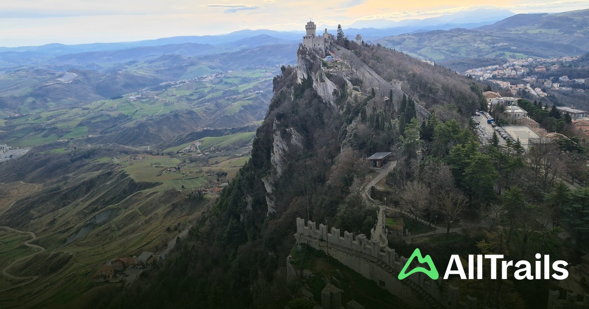 Beste routes in de buurt van Statua della Libertà | AllTrails