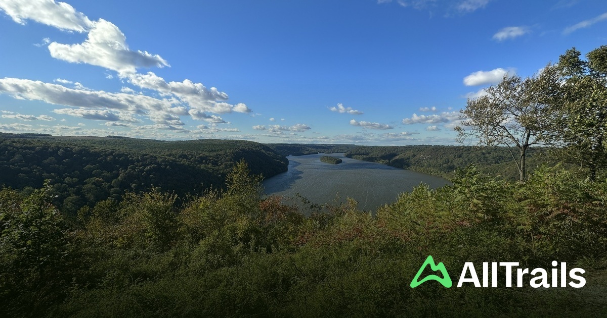 Pinnacle Overlook - hikes and trails to get you there | AllTrails