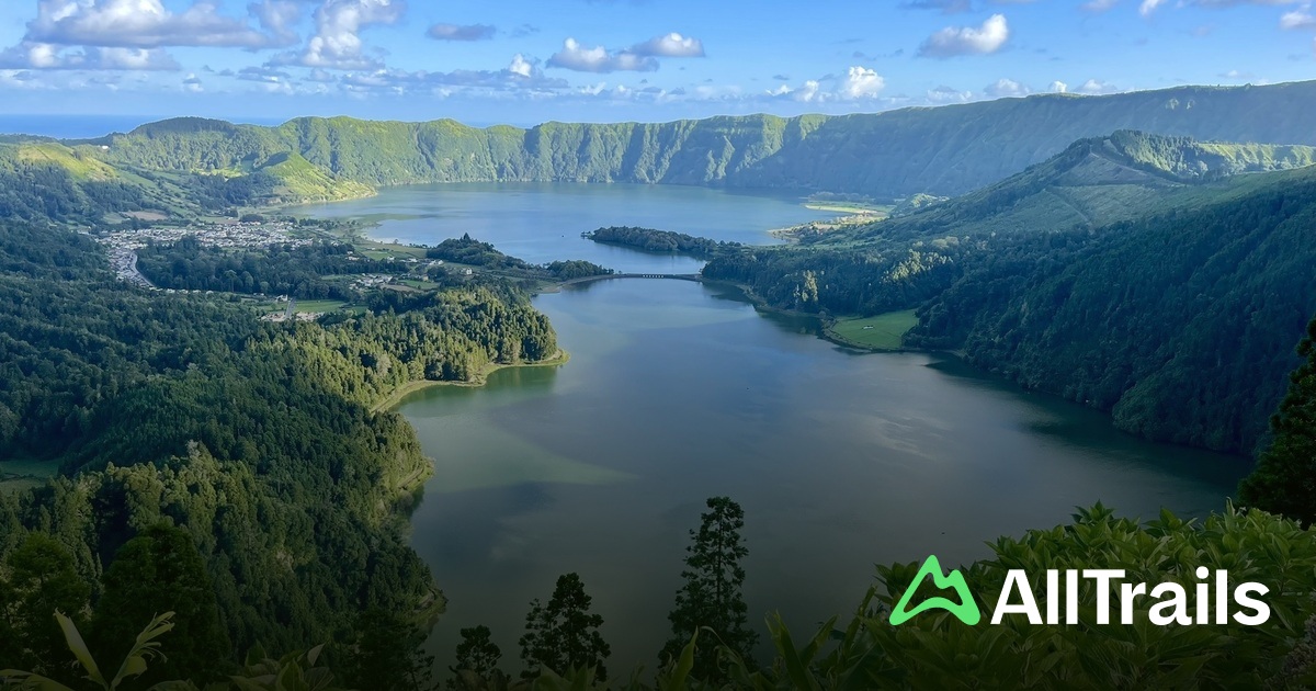 Parque de Campismo das Sete Cidades - hikes and trails to get you there ...