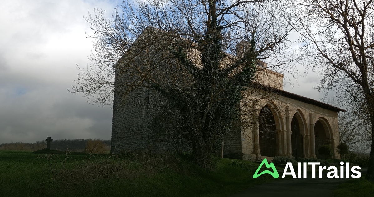 Best trails near Ruiz de Bergara jauregia/Palacio Ruiz de Vergara ...