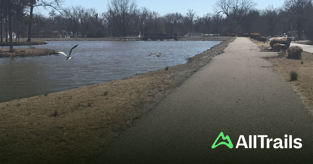 I migliori sentieri vicino a Veteran's Memorial Park Pond | AllTrails