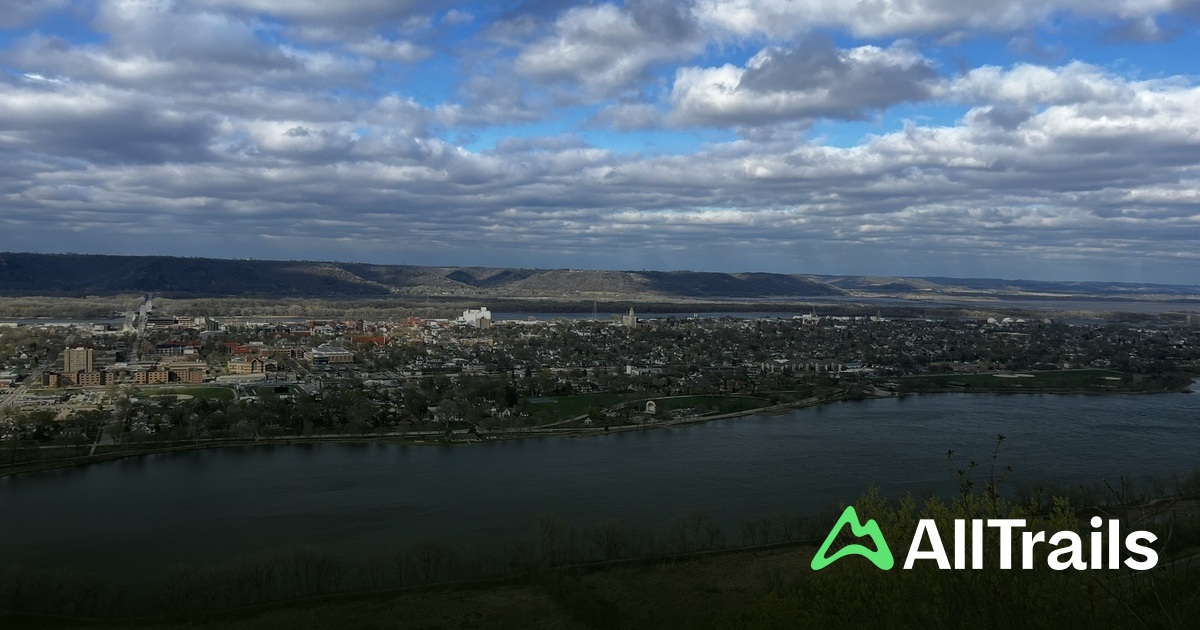 Garvin Heights Park Scenic Lookout - hikes and trails to get you there ...