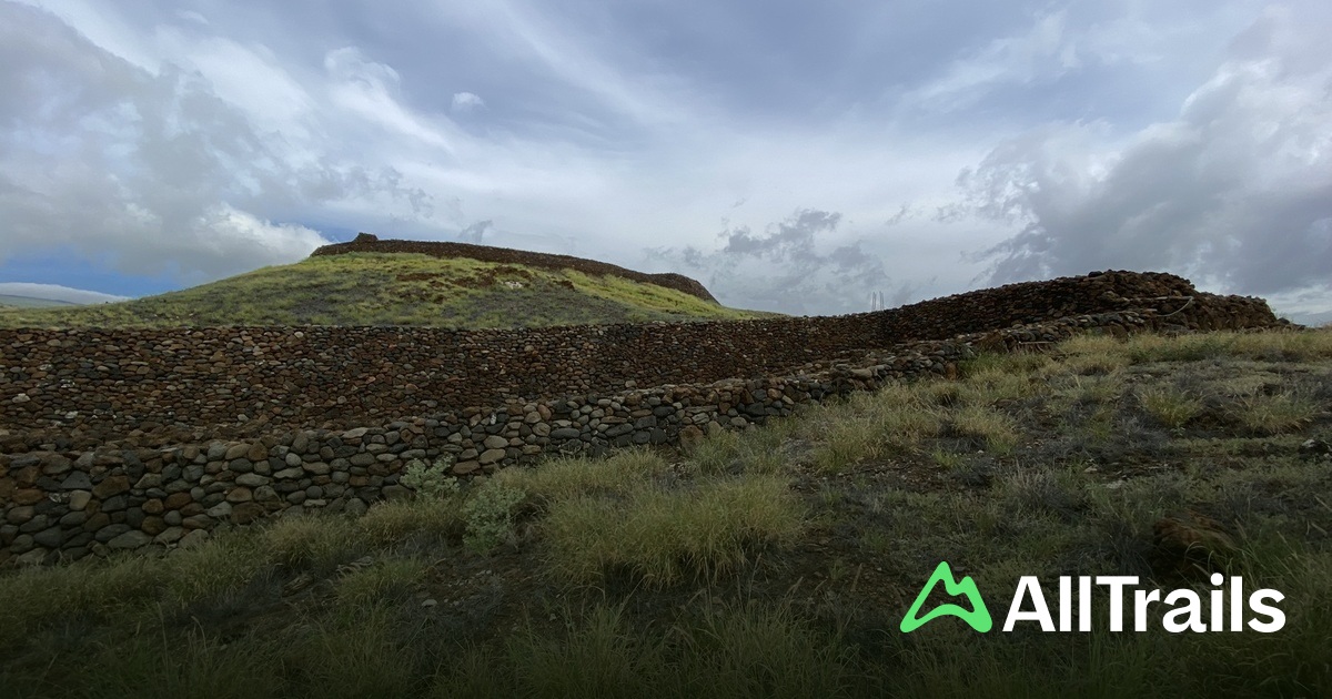 Los mejores senderos cerca de Hale o Kapuni Heiau | AllTrails