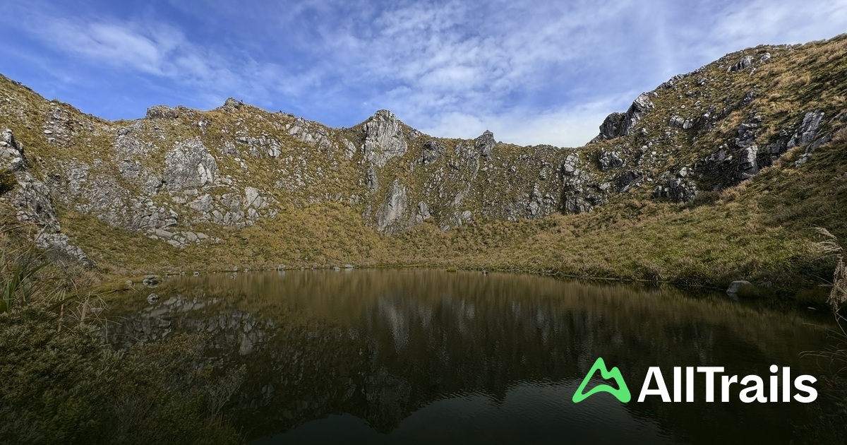 Beste routes in de buurt van Digos Peak | AllTrails