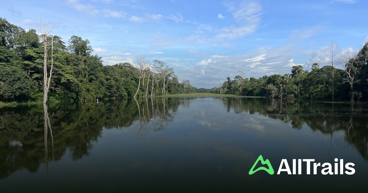 Angkor Thom Laterite Edicule N - hikes and trails to get you there ...