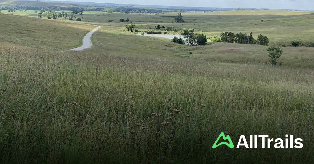 Tallgrass Prairie National Preserve Visitor Center - hikes and trails ...