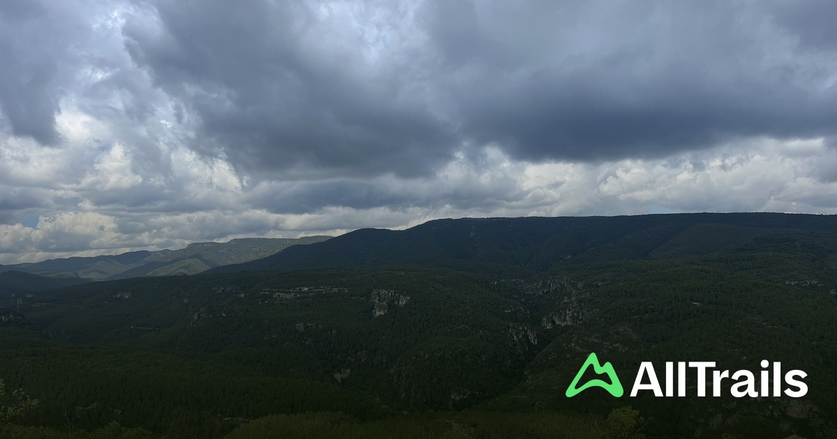 Best trails near Roca Alta o del Lloro | AllTrails